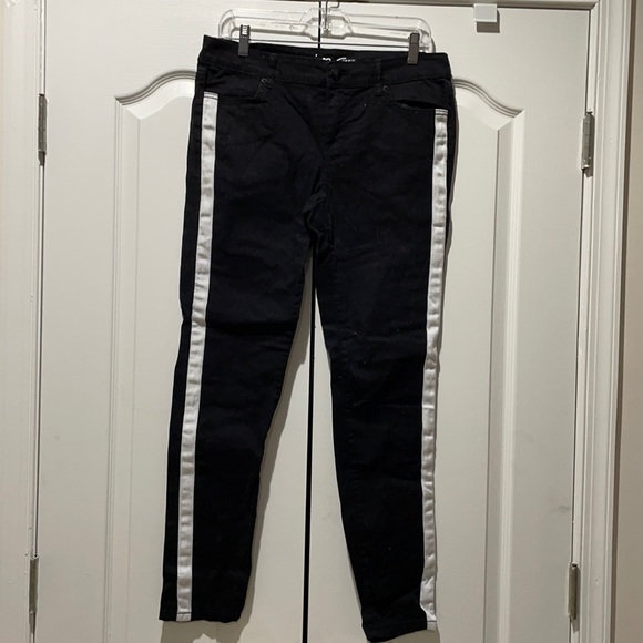 INC International Concepts | Jeans | Inc Denim Black Stretch Skinny ...